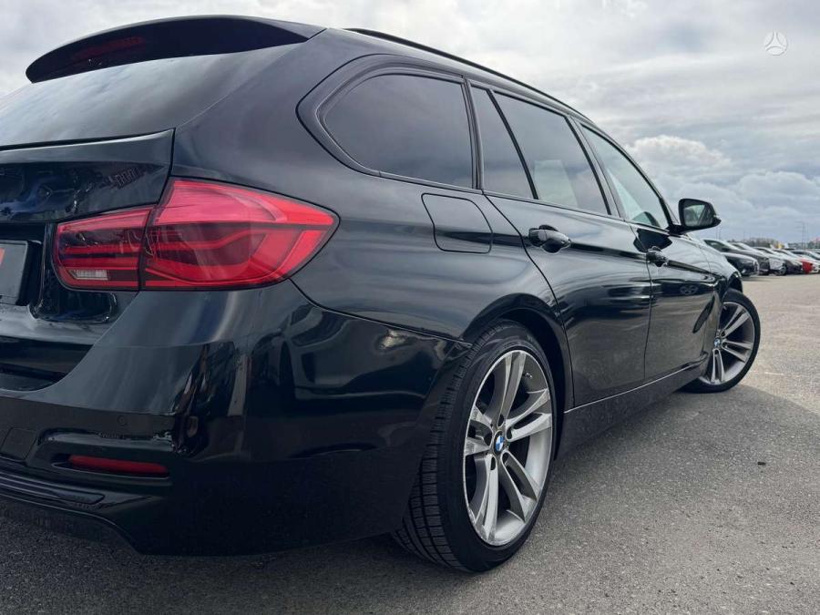Black BMW 320 2016 in Vilnius, with an engine capacity of 2.00 L and mileage of 287 thousand km for 11390 €, photo 13 on AUTOMOTO.COM.LV