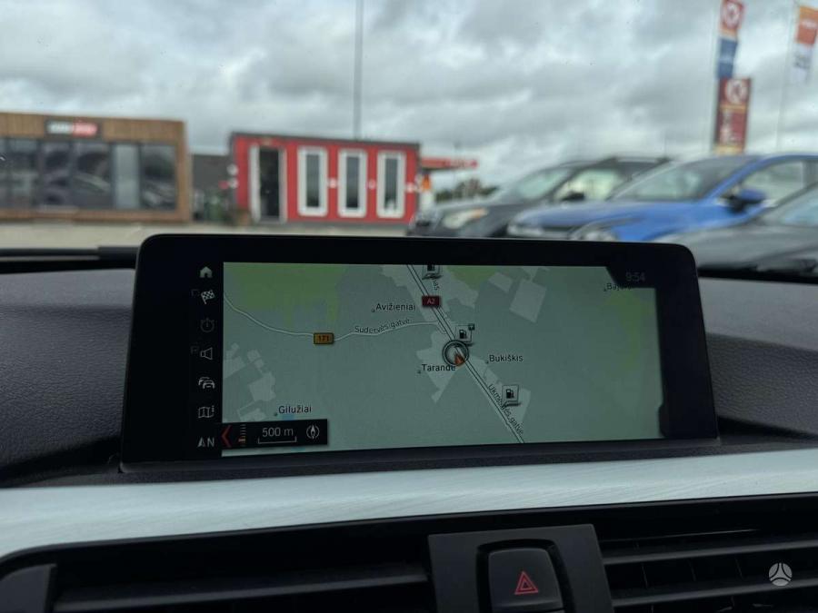Black BMW 320 2016 in Vilnius, with an engine capacity of 2.00 L and mileage of 287 thousand km for 11390 €, photo 31 on AUTOMOTO.COM.LV