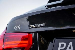 Black BMW 320 2016 in Elektrenai, with an engine capacity of 2.00 L and mileage of 222 thousand km for 9500 €, photo 11 on AUTOMOTO.COM.LV