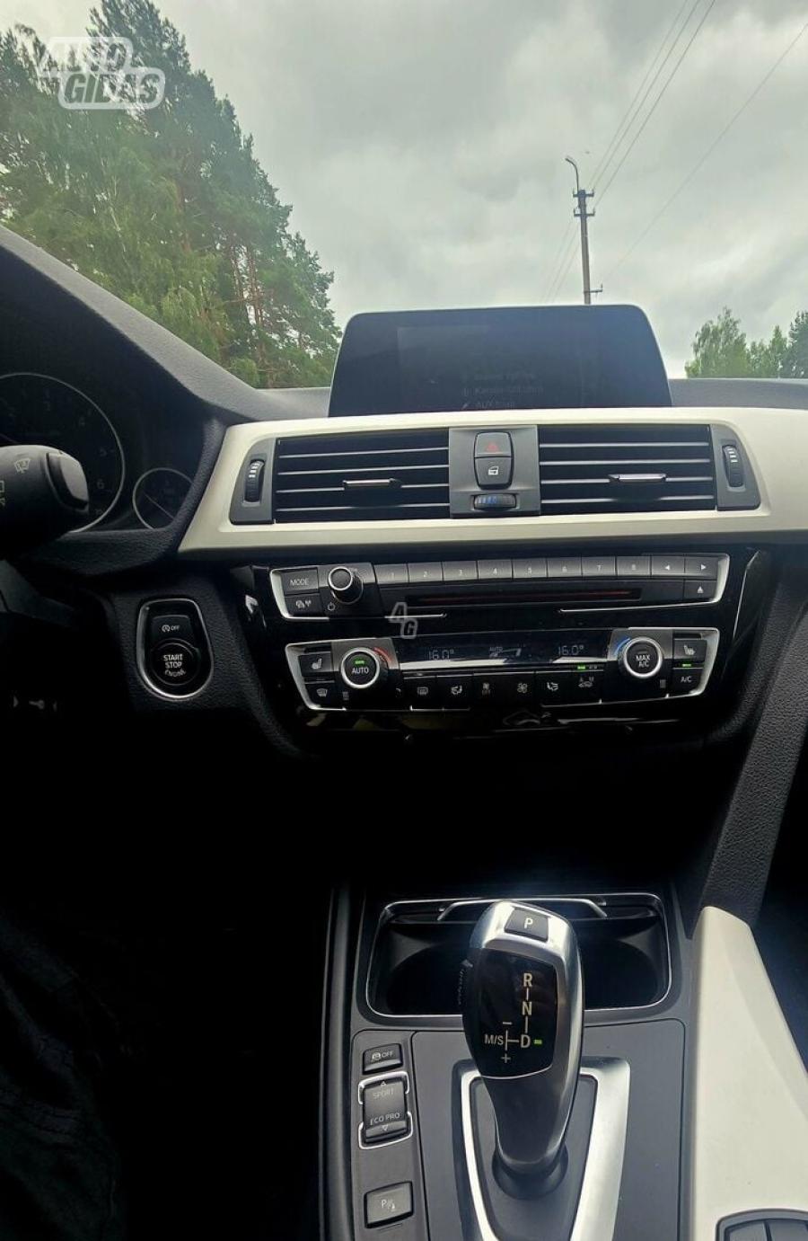 Black BMW 320 2016 in Varena, with an engine capacity of 2.00 L and mileage of 31 thousand km for 10500 €, photo 4 on AUTOMOTO.COM.LV