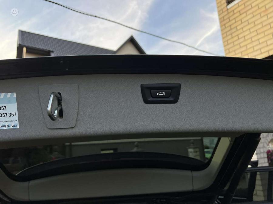 Melns BMW 320 2016 Birštonas, ar dzinēja tilpumu 2.00 L un nobraukumu 374 tūkst. km par 7699 €, foto 17 vietnē AUTOMOTO.COM.LV