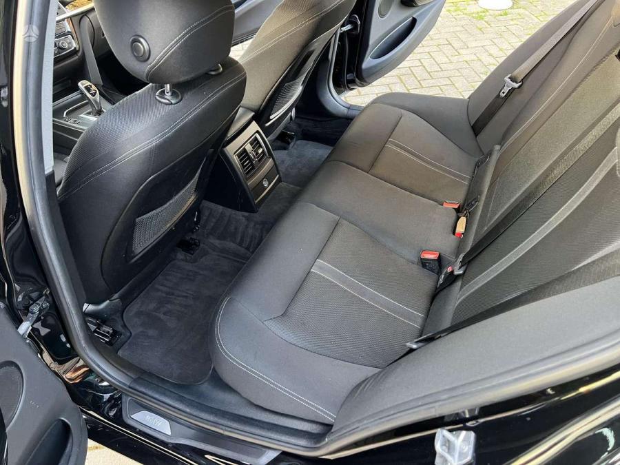 Melns BMW 320 2016 Birštonas, ar dzinēja tilpumu 2.00 L un nobraukumu 374 tūkst. km par 7699 €, foto 20 vietnē AUTOMOTO.COM.LV