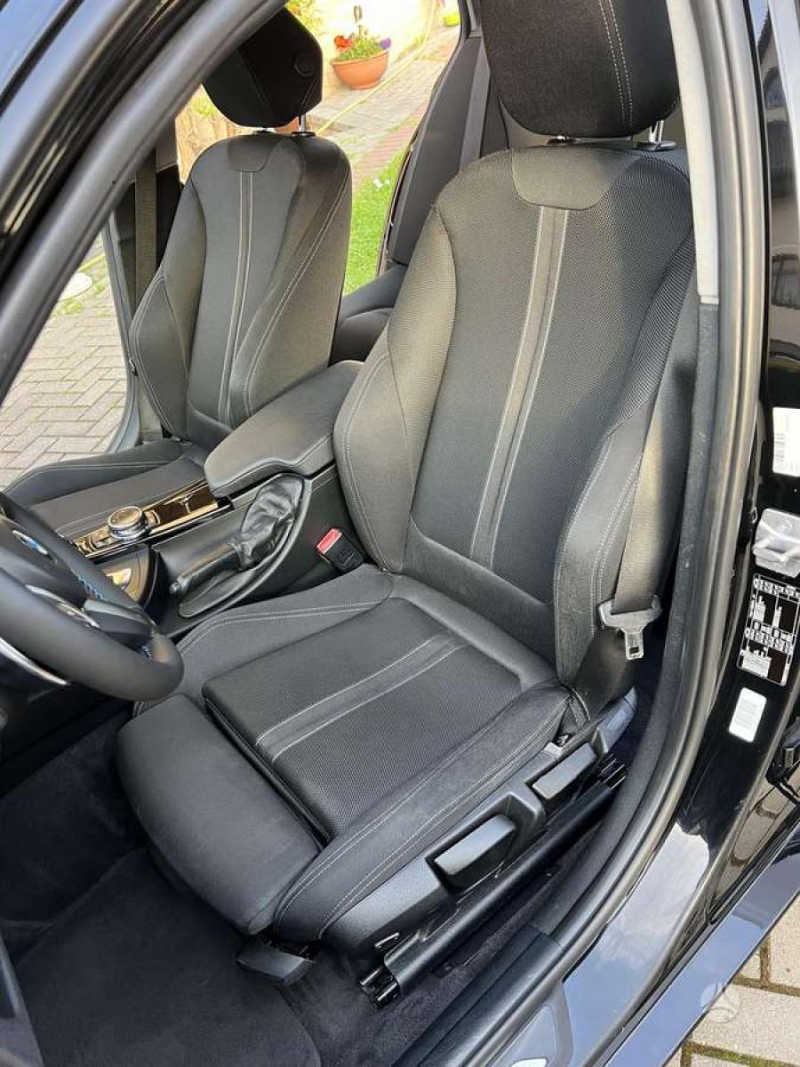 Melns BMW 320 2016 Birštonas, ar dzinēja tilpumu 2.00 L un nobraukumu 374 tūkst. km par 7699 €, foto 22 vietnē AUTOMOTO.COM.LV