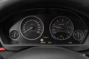 Melns BMW 320 2016 Viļņa, ar dzinēja tilpumu 2.00 L un nobraukumu 289 tūkst. km par 9100 €, foto 22 vietnē AUTOMOTO.COM.LV