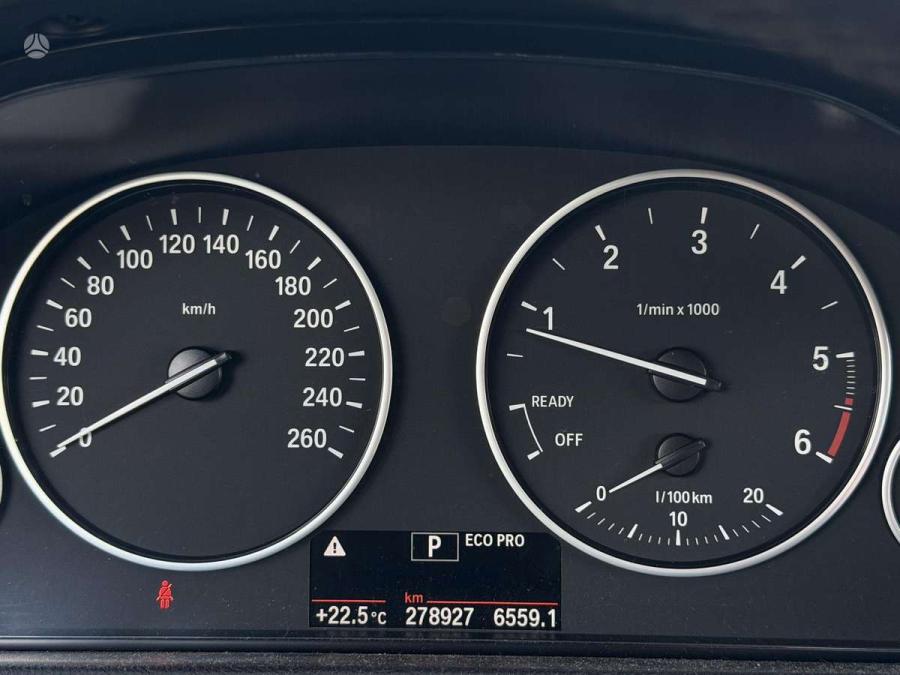 Black BMW 320 2016 in Vilkaviskis, with an engine capacity of 2.00 L and mileage of 279 thousand km for 9200 €, photo 13 on AUTOMOTO.COM.LV