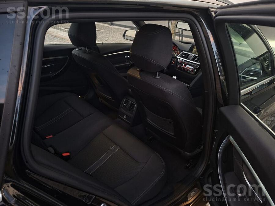 Melns BMW 320 2016 Rīga, ar dzinēja tilpumu 2.00 L un nobraukumu 366 tūkst. km par 8700 €, foto 12 vietnē AUTOMOTO.COM.LV