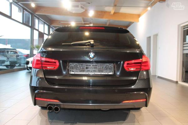 Black BMW 320 2017 in Kaunas, with an engine capacity of 2.00 L and mileage of 94 thousand km for 24563 €, photo 5 on AUTOMOTO.COM.LV