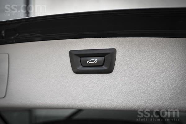 Melns BMW 320 2017 Rīga, ar dzinēja tilpumu 2.00 L un nobraukumu 282 tūkst. km par 11990 €, foto 9 vietnē AUTOMOTO.COM.LV