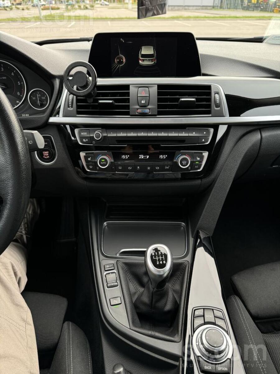 Black BMW 320 2017 in Riga, with an engine capacity of 2.00 L and mileage of 300 thousand km for 11300 €, photo 9 on AUTOMOTO.COM.LV