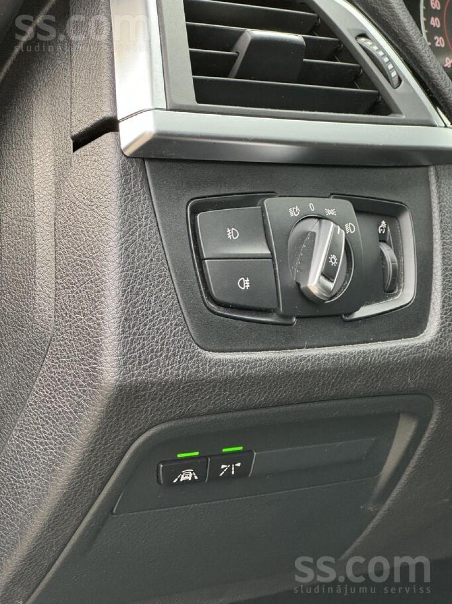 Black BMW 320 2017 in Riga, with an engine capacity of 2.00 L and mileage of 300 thousand km for 11300 €, photo 12 on AUTOMOTO.COM.LV