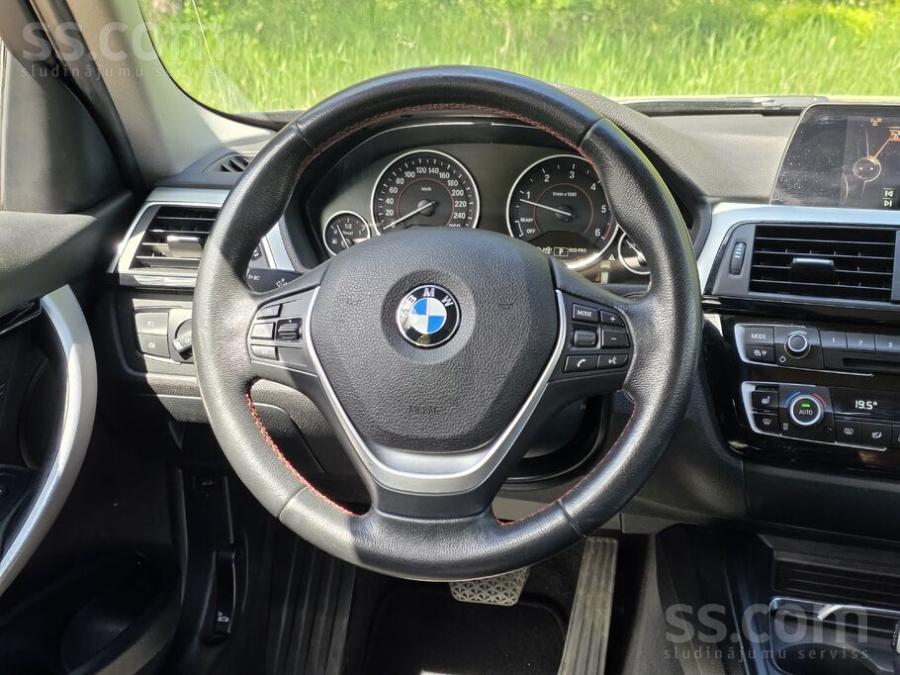 Black BMW 320 2017 in Riga, with an engine capacity of 2.00 L and mileage of 0 thousand km for 9950 €, photo 5 on AUTOMOTO.COM.LV