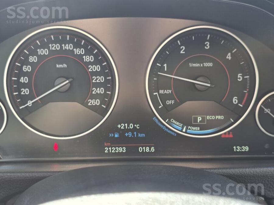 Black BMW 320 2017 in Riga, with an engine capacity of 2.00 L and mileage of 0 thousand km for 9950 €, photo 11 on AUTOMOTO.COM.LV