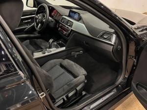 Black BMW 320 2017 in Jurmala, with an engine capacity of 2.00 L and mileage of 276 thousand km for 13950 €, photo 25 on AUTOMOTO.COM.LV