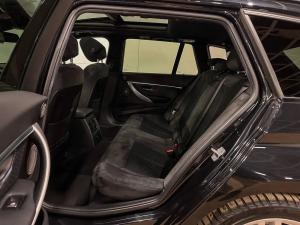 Black BMW 320 2017 in Jurmala, with an engine capacity of 2.00 L and mileage of 276 thousand km for 13950 €, photo 28 on AUTOMOTO.COM.LV