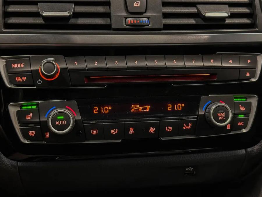 Black BMW 320 2017 in Jurmala, with an engine capacity of 2.00 L and mileage of 276 thousand km for 13950 €, photo 33 on AUTOMOTO.COM.LV