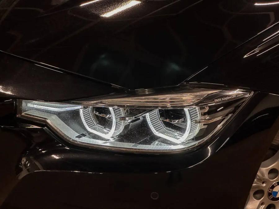 Black BMW 320 2017 in Jurmala, with an engine capacity of 2.00 L and mileage of 276 thousand km for 13950 €, photo 50 on AUTOMOTO.COM.LV