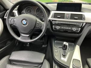 Black BMW 320 2017 in Kretinga, with an engine capacity of 2.00 L and mileage of 291 thousand km for 10999 €, photo 17 on AUTOMOTO.COM.LV