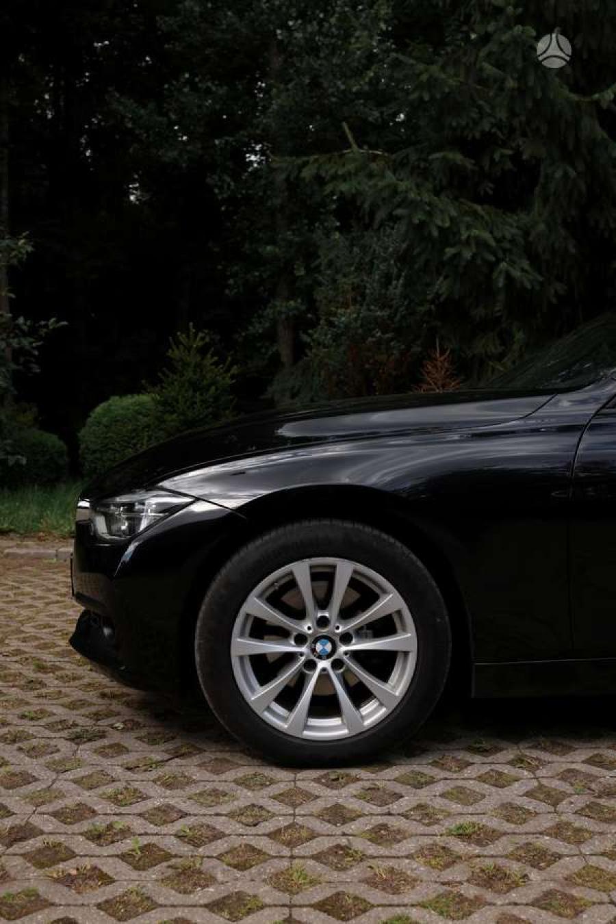 Black BMW 320 2017 in Vilnius, with an engine capacity of 2.00 L and mileage of 136 thousand km for 12000 €, photo 14 on AUTOMOTO.COM.LV