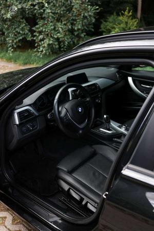 Black BMW 320 2017 in Vilnius, with an engine capacity of 2.00 L and mileage of 136 thousand km for 12000 €, photo 15 on AUTOMOTO.COM.LV