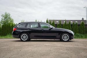 Black BMW 320 2017 in Elektrenai, with an engine capacity of 2.00 L and mileage of 224 thousand km for 10700 €, photo 3 on AUTOMOTO.COM.LV