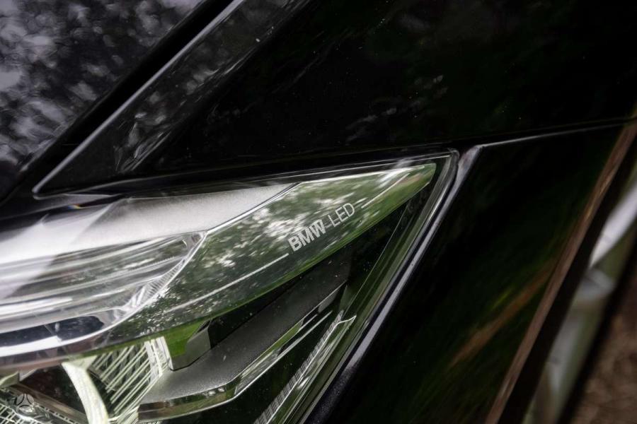 Black BMW 320 2017 in Elektrenai, with an engine capacity of 2.00 L and mileage of 224 thousand km for 10700 €, photo 11 on AUTOMOTO.COM.LV
