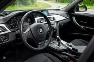 Melns BMW 320 2017 Elektrėnai, ar dzinēja tilpumu 2.00 L un nobraukumu 224 tūkst. km par 10750 €, foto 13 vietnē AUTOMOTO.COM.LV