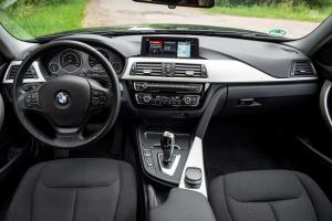 Melns BMW 320 2017 Elektrėnai, ar dzinēja tilpumu 2.00 L un nobraukumu 224 tūkst. km par 10750 €, foto 14 vietnē AUTOMOTO.COM.LV