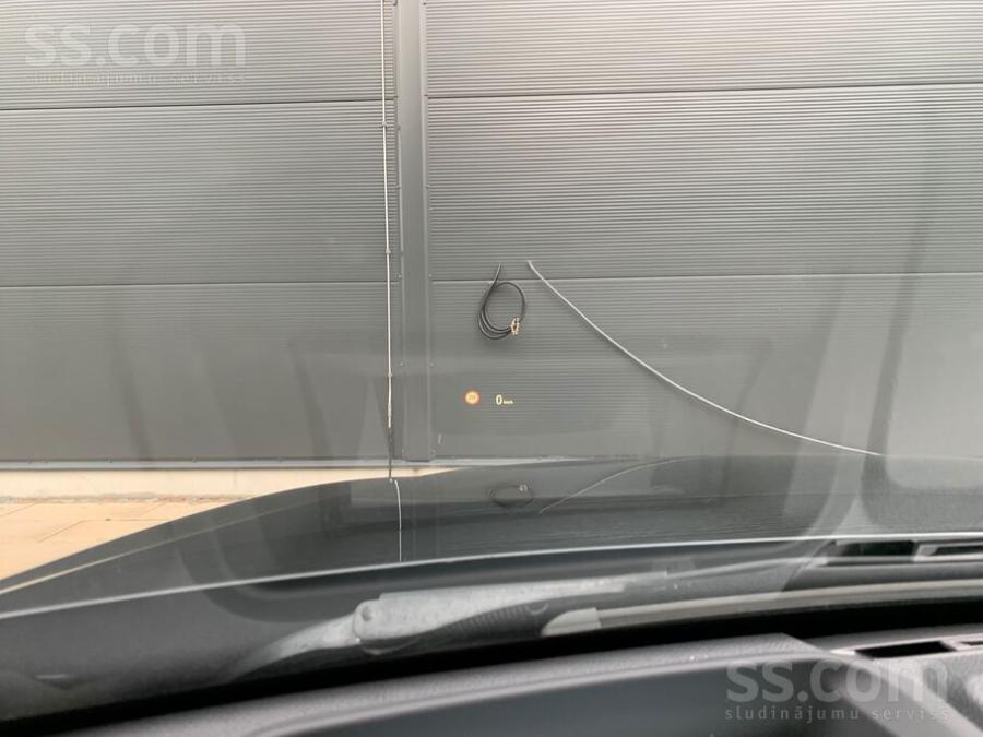 Melns BMW 320 2017 Rīga, ar dzinēja tilpumu 2.00 L un nobraukumu 228 tūkst. km par 12400 €, foto 27 vietnē AUTOMOTO.COM.LV