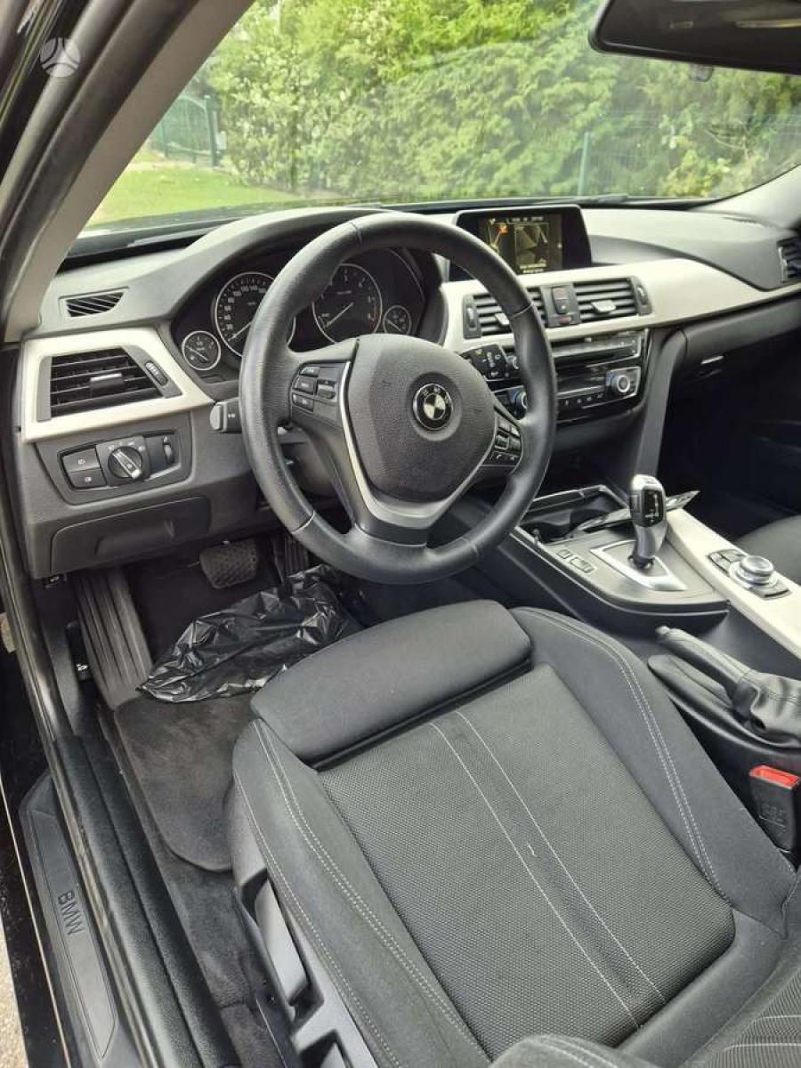 Black BMW 320 2017 in Marijampole, with an engine capacity of 2.00 L and mileage of 300 thousand km for 9900 €, photo 8 on AUTOMOTO.COM.LV