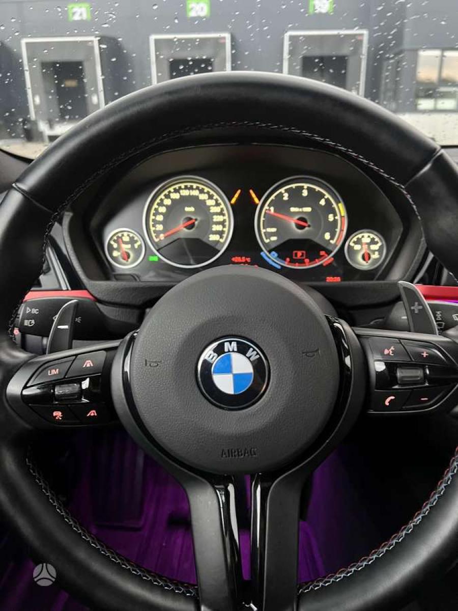 Melns BMW 320 2017 Viļņa, ar dzinēja tilpumu 2.00 L un nobraukumu 244 tūkst. km par 13900 €, foto 13 vietnē AUTOMOTO.COM.LV