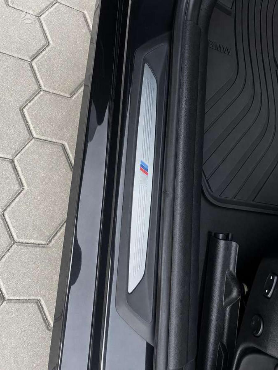 Melns BMW 320 2017 Viļņa, ar dzinēja tilpumu 2.00 L un nobraukumu 244 tūkst. km par 13900 €, foto 22 vietnē AUTOMOTO.COM.LV