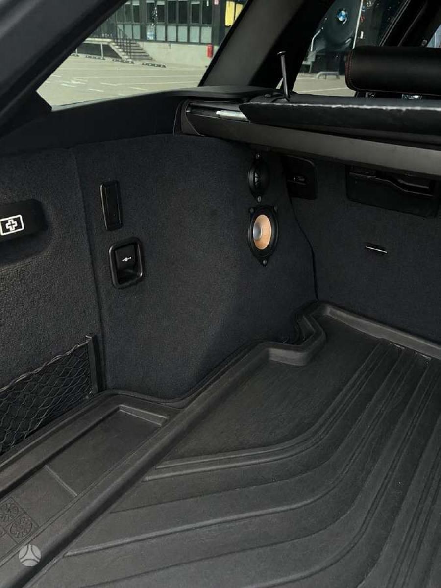 Melns BMW 320 2017 Viļņa, ar dzinēja tilpumu 2.00 L un nobraukumu 244 tūkst. km par 13900 €, foto 24 vietnē AUTOMOTO.COM.LV