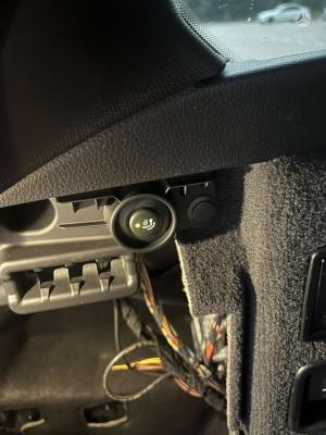 Melns BMW 320 2017 Viļņa, ar dzinēja tilpumu 2.00 L un nobraukumu 244 tūkst. km par 13900 €, foto 26 vietnē AUTOMOTO.COM.LV