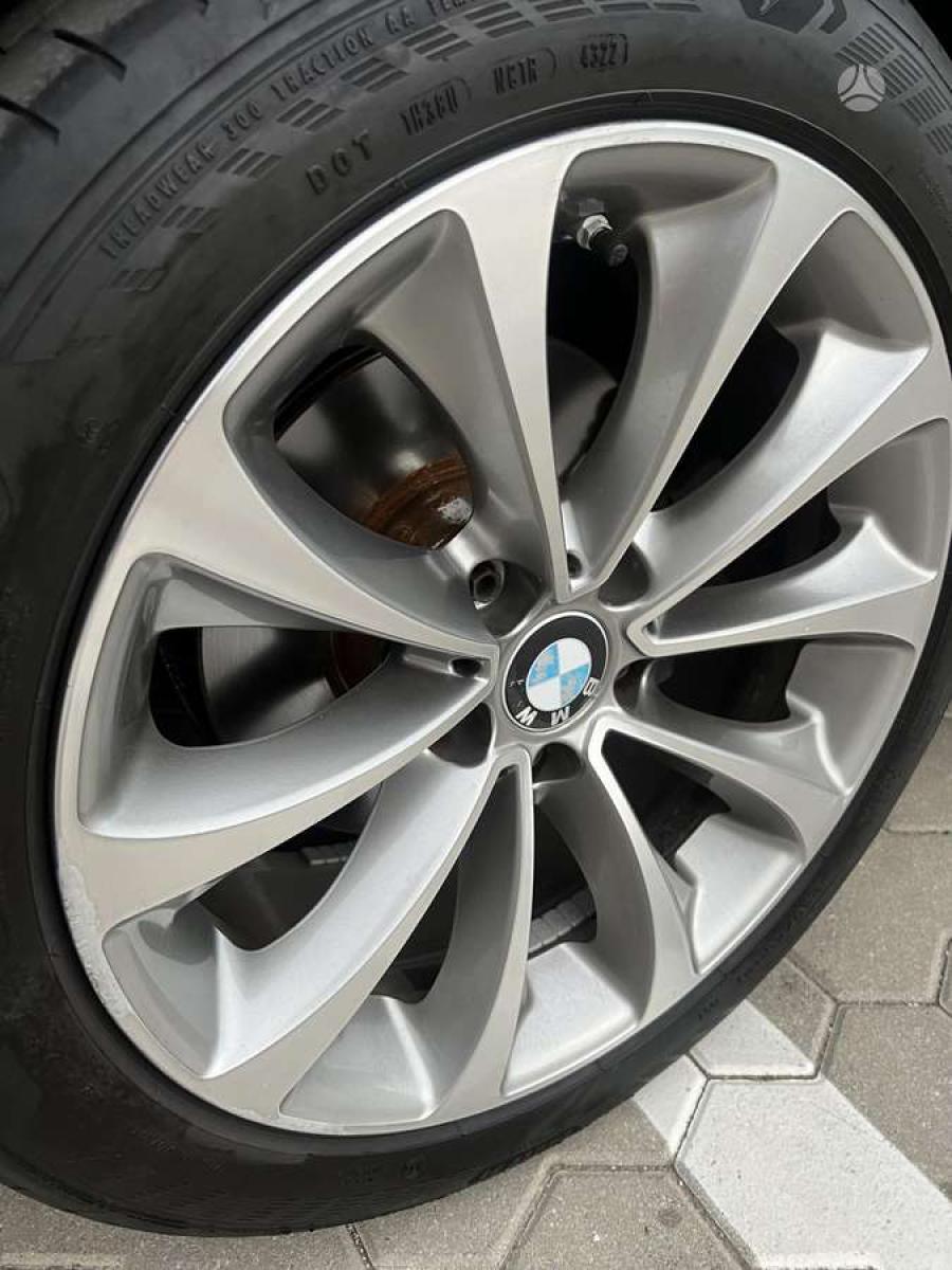 Melns BMW 320 2017 Viļņa, ar dzinēja tilpumu 2.00 L un nobraukumu 244 tūkst. km par 13900 €, foto 28 vietnē AUTOMOTO.COM.LV