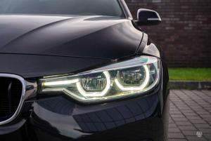 Black BMW 320 2017 in Marijampole, with an engine capacity of 2.00 L and mileage of 191 thousand km for 11950 €, photo 6 on AUTOMOTO.COM.LV