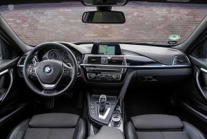 Black BMW 320 2017 in Marijampole, with an engine capacity of 2.00 L and mileage of 191 thousand km for 11950 €, photo 13 on AUTOMOTO.COM.LV