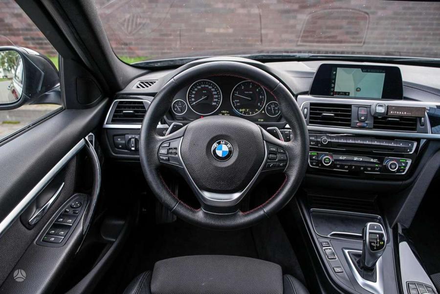 Black BMW 320 2017 in Marijampole, with an engine capacity of 2.00 L and mileage of 191 thousand km for 11950 €, photo 14 on AUTOMOTO.COM.LV