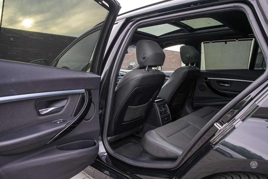 Black BMW 320 2017 in Marijampole, with an engine capacity of 2.00 L and mileage of 191 thousand km for 11950 €, photo 31 on AUTOMOTO.COM.LV