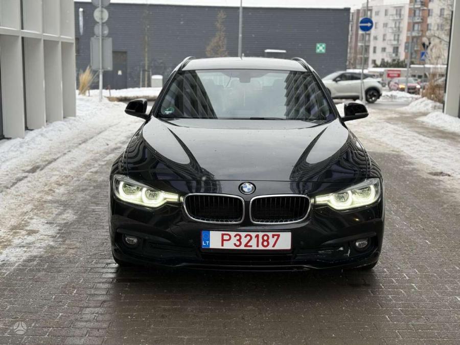 Melns BMW 320 2018 Viļņa, ar dzinēja tilpumu 2.00 L un nobraukumu 163 tūkst. km par 11200 €, foto 2 vietnē AUTOMOTO.COM.LV