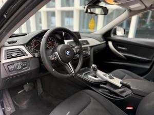 Melns BMW 320 2018 Viļņa, ar dzinēja tilpumu 2.00 L un nobraukumu 163 tūkst. km par 11200 €, foto 8 vietnē AUTOMOTO.COM.LV