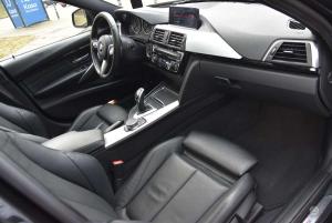 Black BMW 320 2018 in Vilnius, with an engine capacity of 2.00 L and mileage of 321 thousand km for 12800 €, photo 19 on AUTOMOTO.COM.LV