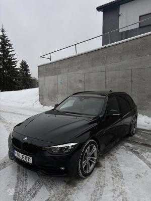 Black BMW 320 2018 in Vilnius, with an engine capacity of 2.00 L and mileage of 267 thousand km for 14330 €, photo 3 on AUTOMOTO.COM.LV