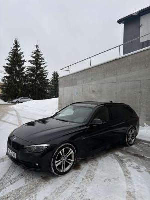 Black BMW 320 2018 in Vilnius, with an engine capacity of 2.00 L and mileage of 267 thousand km for 14330 €, photo 4 on AUTOMOTO.COM.LV