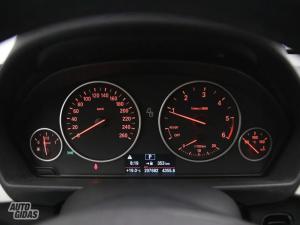 Черный БМВ 320 2018 в Вильнюс, объемом двигателя 2.00 л и пробегом 208 тыс. км за 15099 €, фото 20 на AUTOMOTO.COM.LV