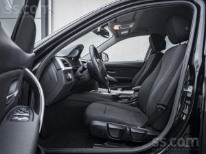 Black BMW 320 2018 in Riga, with an engine capacity of 2.00 L and mileage of 98 thousand km for 18500 €, photo 10 on AUTOMOTO.COM.LV