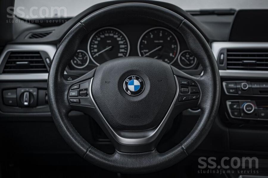 Black BMW 320 2018 in Riga, with an engine capacity of 2.00 L and mileage of 98 thousand km for 18500 €, photo 18 on AUTOMOTO.COM.LV