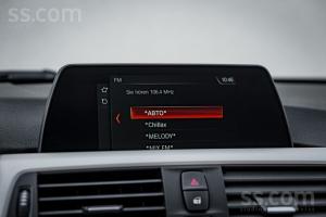 Black BMW 320 2018 in Riga, with an engine capacity of 2.00 L and mileage of 98 thousand km for 18500 €, photo 23 on AUTOMOTO.COM.LV