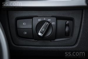 Black BMW 320 2018 in Riga, with an engine capacity of 2.00 L and mileage of 98 thousand km for 18500 €, photo 29 on AUTOMOTO.COM.LV