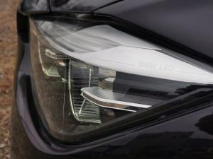 Black BMW 320 2018 in Riga, with an engine capacity of 2.00 L and mileage of 223 thousand km for 13900 €, photo 10 on AUTOMOTO.COM.LV