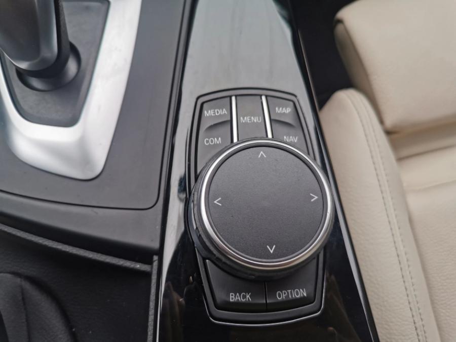 Black BMW 320 2018 in Riga, with an engine capacity of 2.00 L and mileage of 223 thousand km for 13900 €, photo 16 on AUTOMOTO.COM.LV